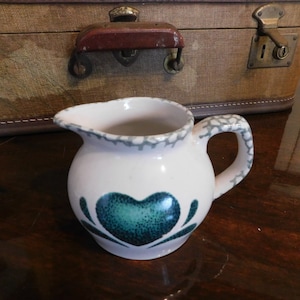 Cute Little Country Style Creamer With Emerald Green Heart # ...
