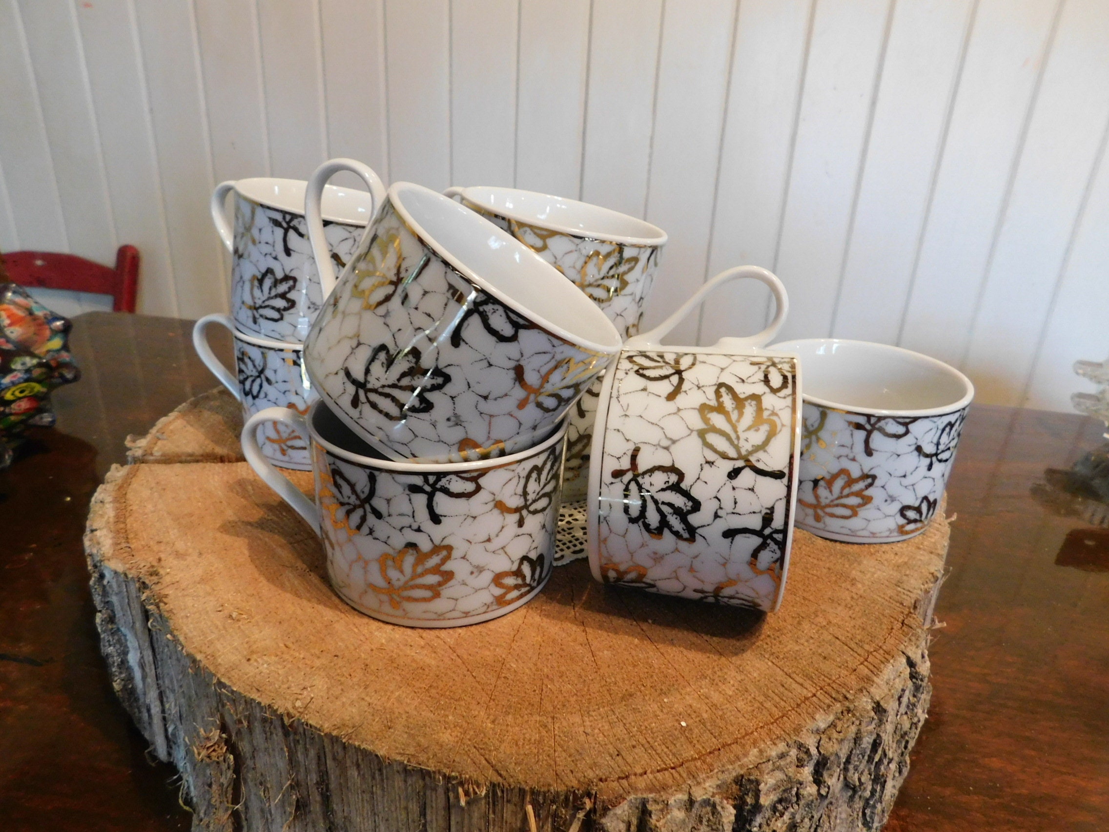 Vintage Gabbay China Mugs With Gold Leaf Design. Bone China Gold Veins ...