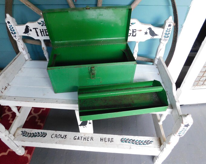 Vintage Green Tool Box With Removable Tray- See Photos & Description ...