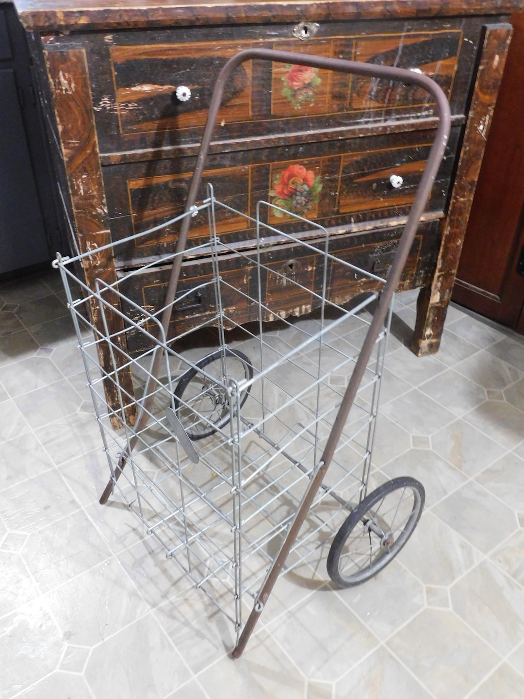 Vintage French Country Vintage Folding Shopping Market Cart . Pres-to ...