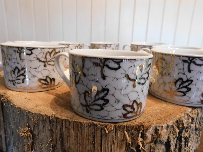Vintage Gabbay China Mugs With Gold Leaf Design. Bone China Gold Veins ...