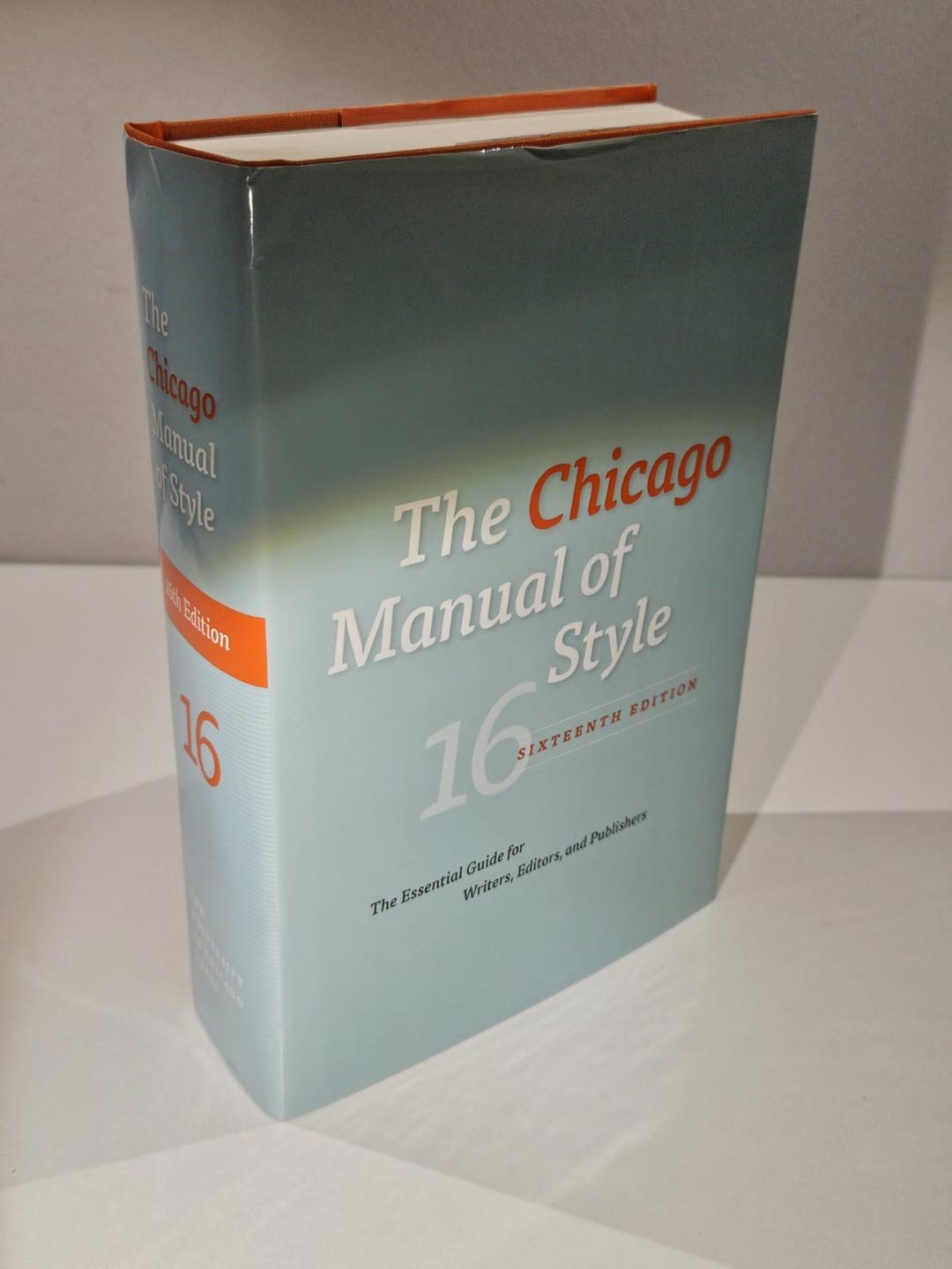 The Chicago Manual of Style 16th Edition 2010 HC University of Chicago ...