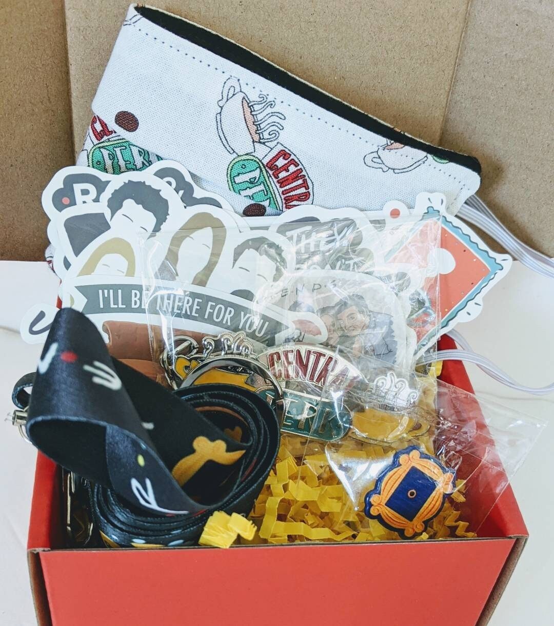 Friends TV Show Bundle Gift Set, Enamel Pin, Stickers, Face Mask, Key ...
