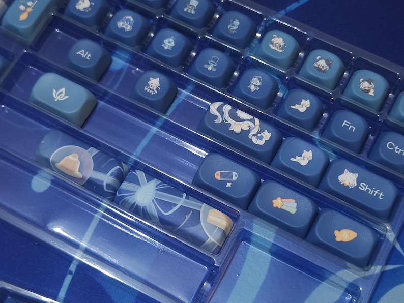 Furina Genshin Impact Keycaps: MOA Profile PBT, Video Game Themed Blue ...