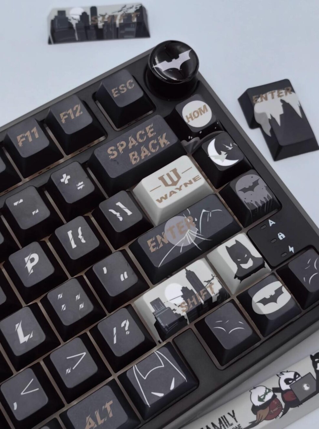 Batman Keycap Set: Cherry Profile PBT, DC Comics, Gotham Superhero ...