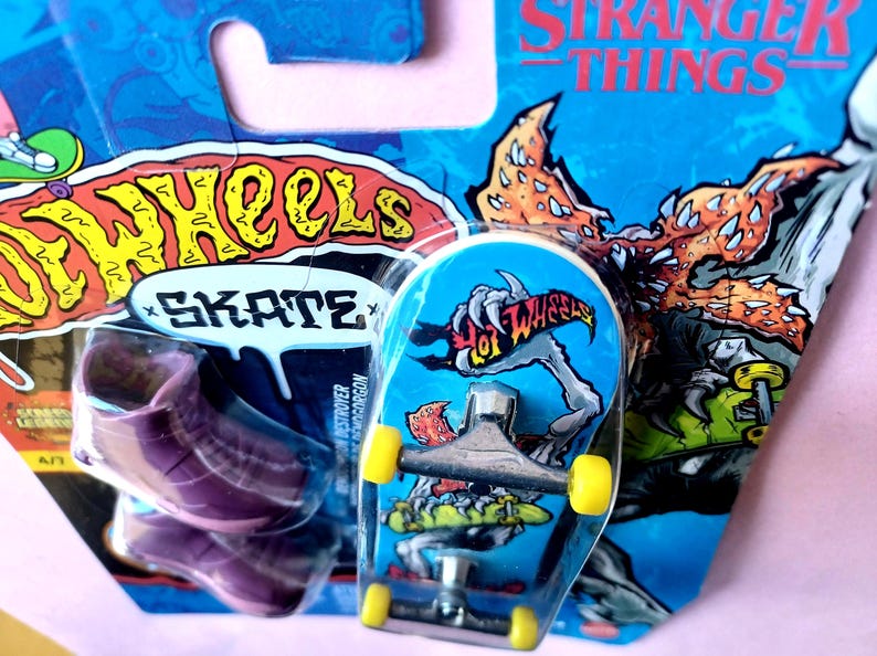 Stranger Things Netflix, DEMOGORGON DESTROYER, Hot Wheels Skate Series ...
