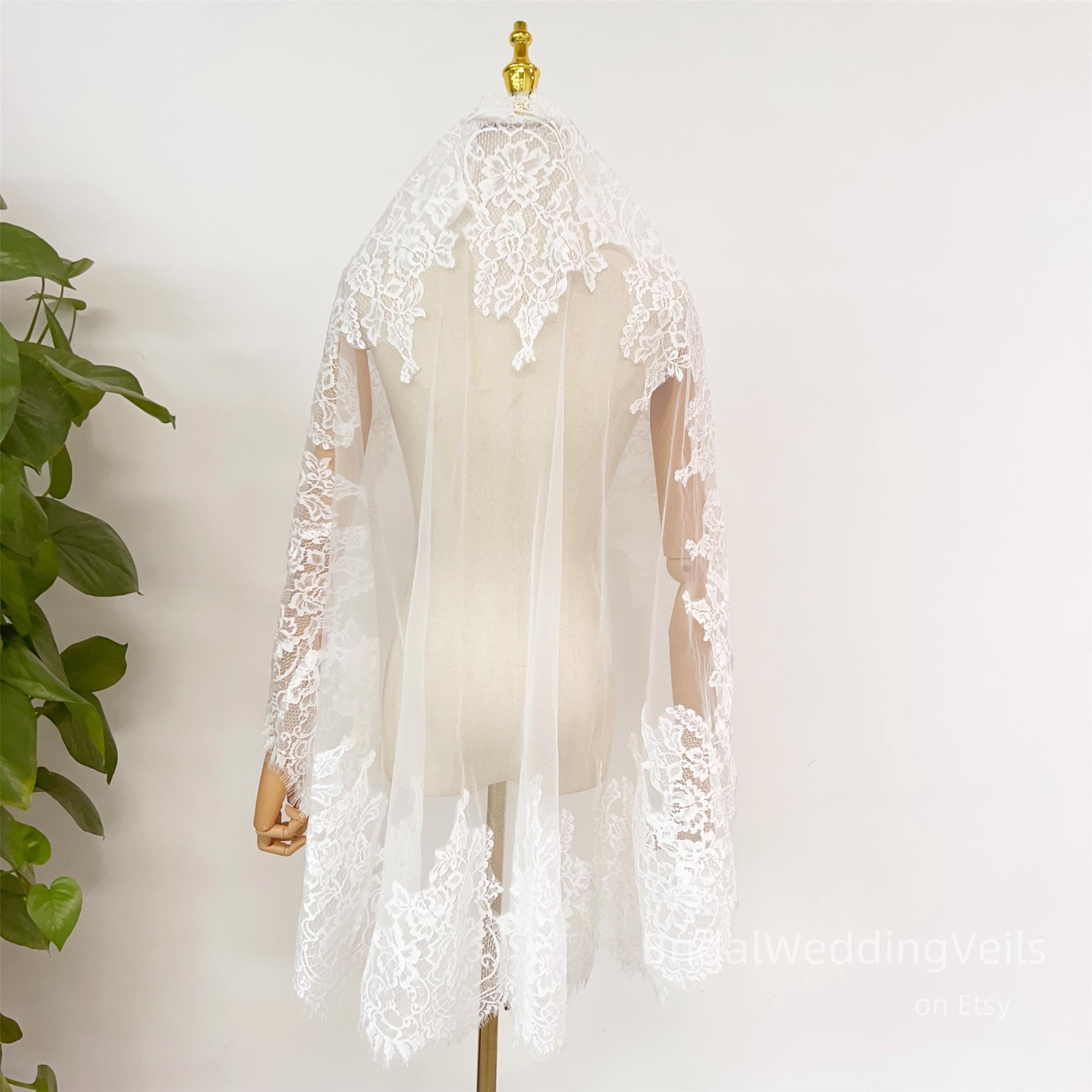 Ivory Mantilla Lace Wedding Veil: Fingertip Length, Fairy Drop Veil - Etsy