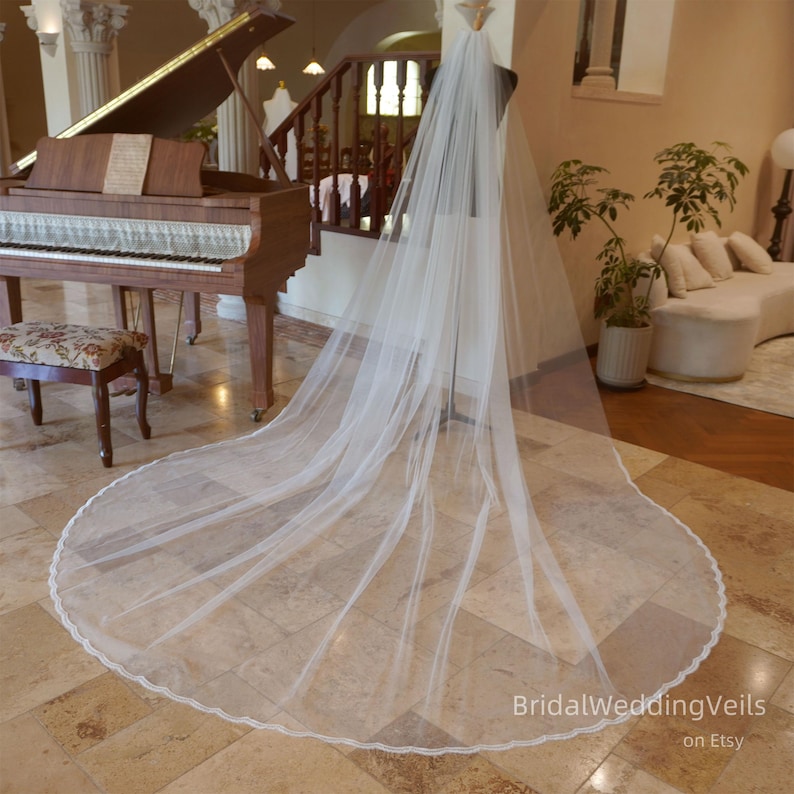 Minimalist Lace Trim Wedding Veil Cathedral,soft Tulle Veil,custom ...
