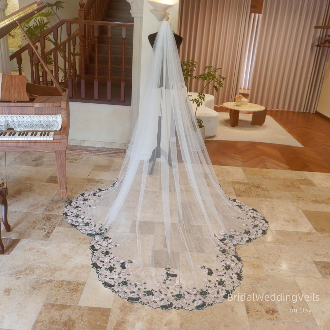 Unique 3-round Cathedral Summer Wedding Veil,embroidery Lotus Leaves ...