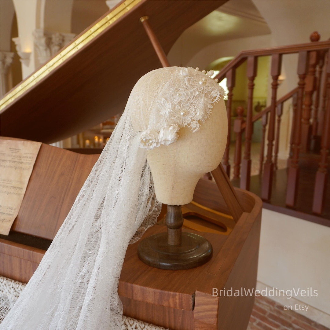 Ivory Lace Juliet Cap Veil With 3D Flowers,vintage Wedding Veil for ...