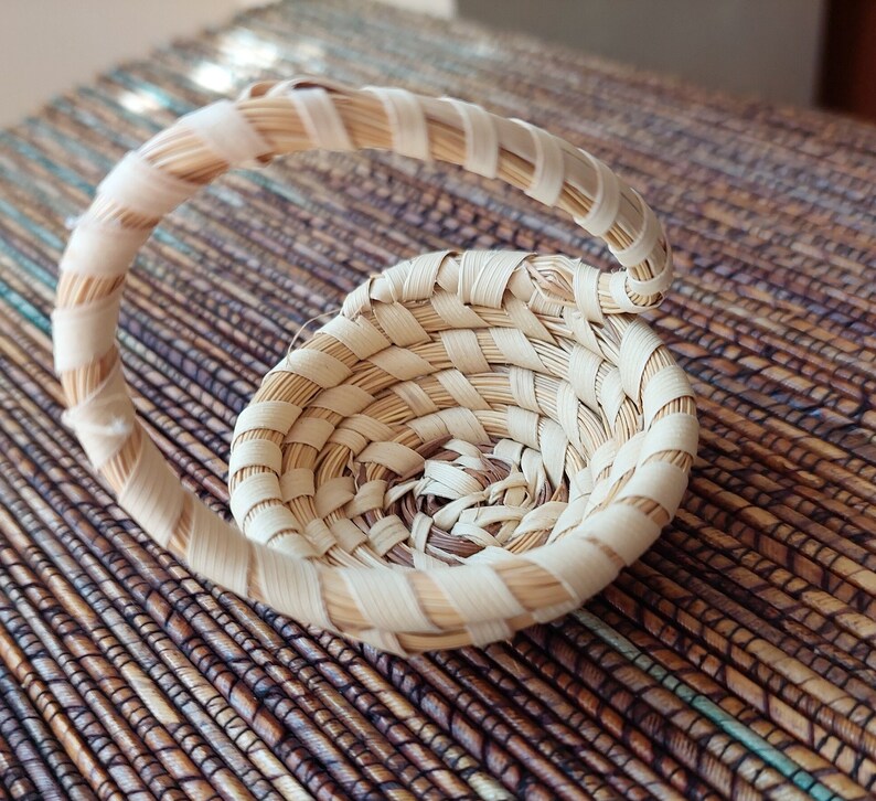 Vintage First Nations Native Small Cedar Woven Basket - Etsy