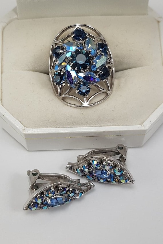 Swarovski matching rings store