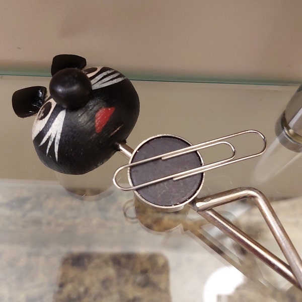 Cat Paperclip Holder - Etsy
