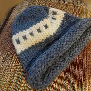 First Nations Hand Knit Cowichan Wool Native Hat Cream and Denim Blue ...