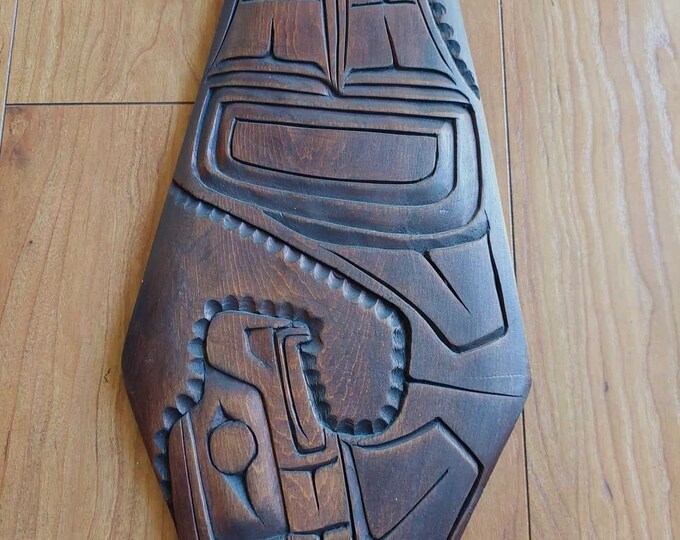 41.5 Inches LONG Vintage Hand Carved PADDLE First Nations Native EAGLE ...