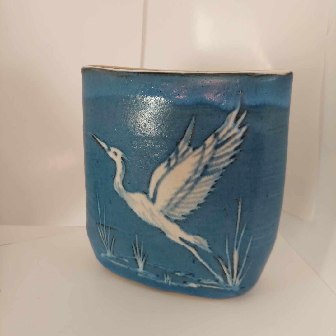 HERON BIRD Blue and White Pottery VASE, Artisan Signed, Tanglewood ...
