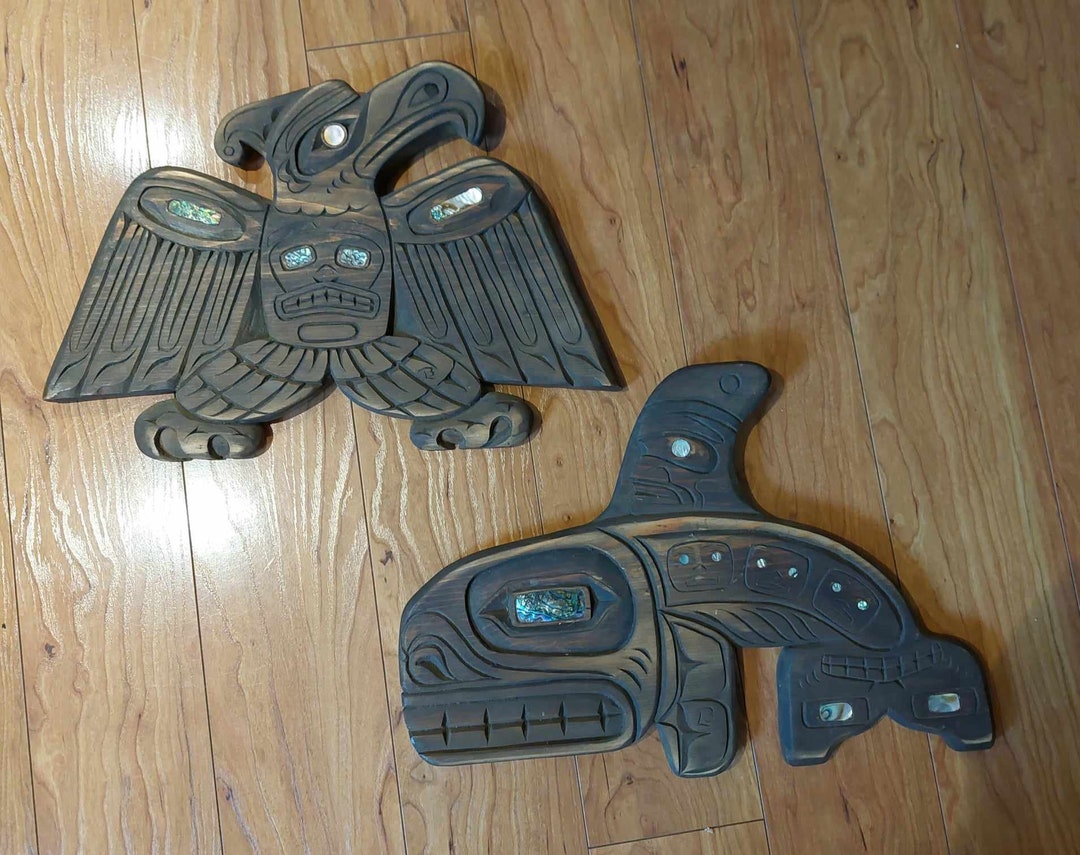 Pair of Vintage First Nations Hand Carved and Inlaid Shell Killer Whale ...