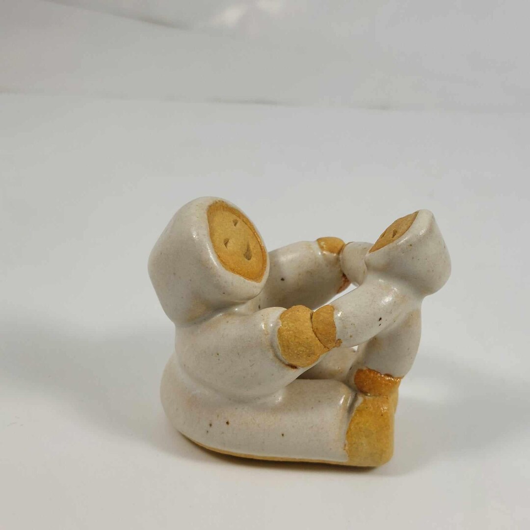 Vintage Laughing Inuit Mom and Babe Small Statue, Signed - Etsy