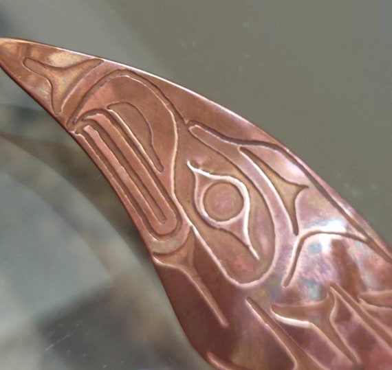 Vintage First Nations Carved Copper EAGLE Brooch - Gem