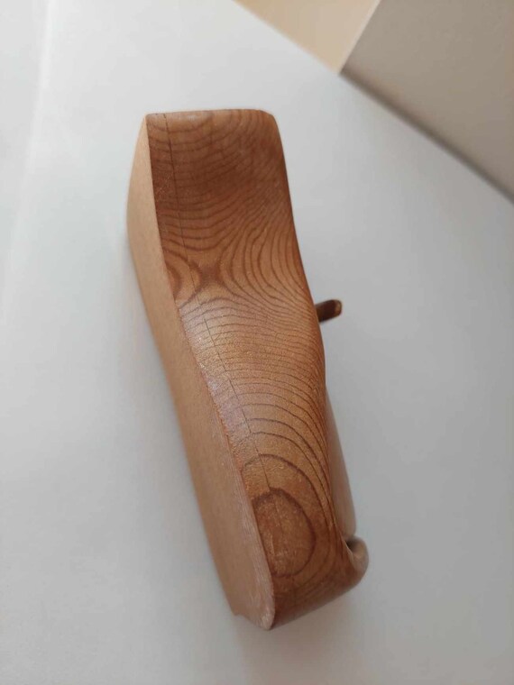 Hand Carved Cedar Small Wood Lidded Container, Artisa… - Gem