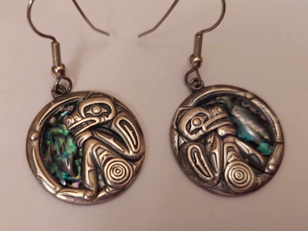 First Nations BEAR Design Abalone Shell Vintage Earrings by Duri - Etsy
