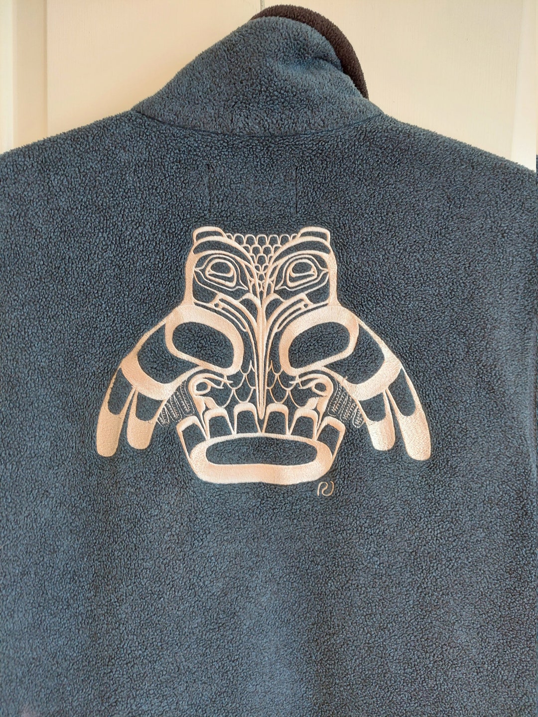Vintage Grey Blue First Nations Hummingbird Desgin Vest, Coal Harbour ...