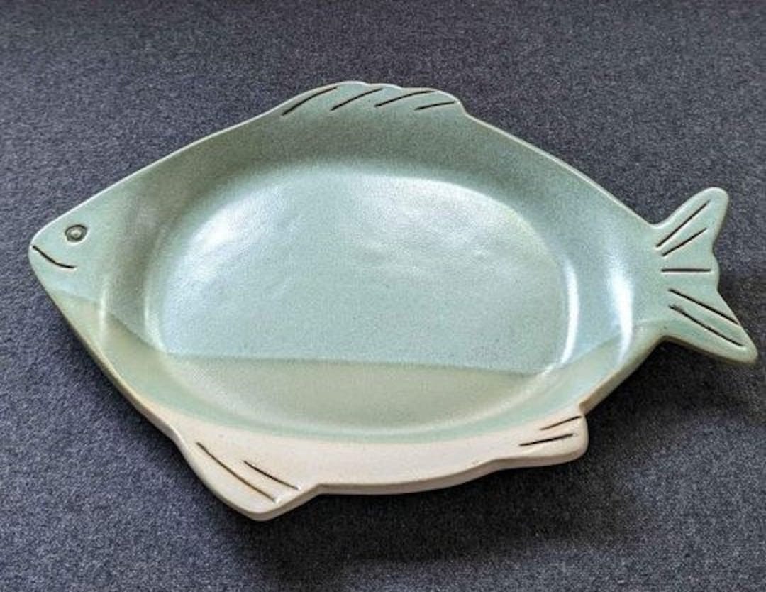 Studio Pottery Fish Platter, Signed and Functional - Etsy