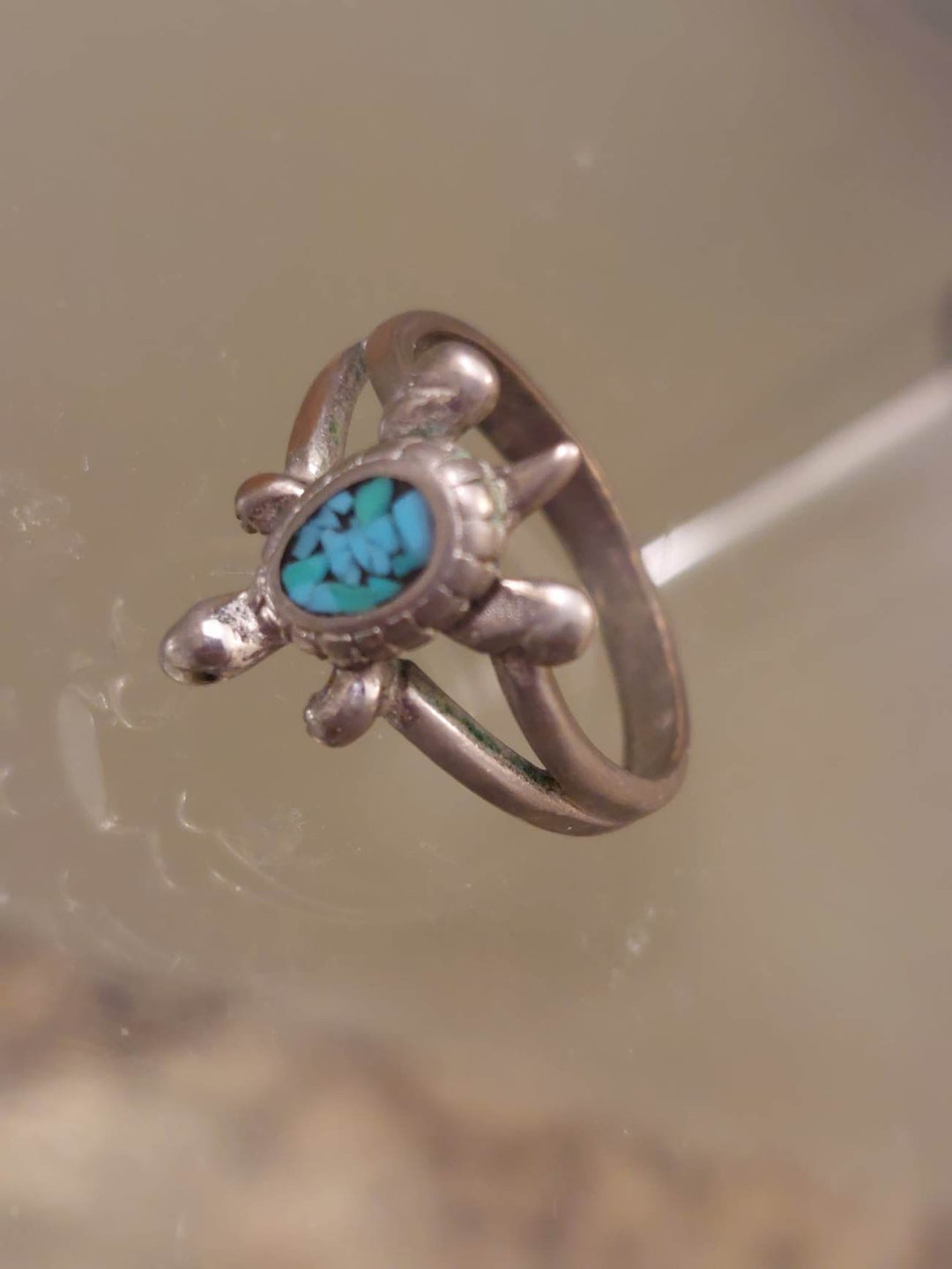 Vintage Turtle Inlaid Turquoise Chip Silver Size 8 - Etsy
