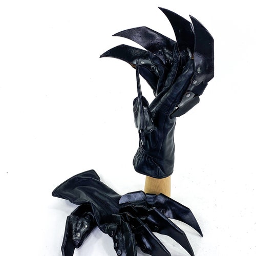 One Set of Two Handcrafted Genuine Leather Gloves With Claws - Etsy