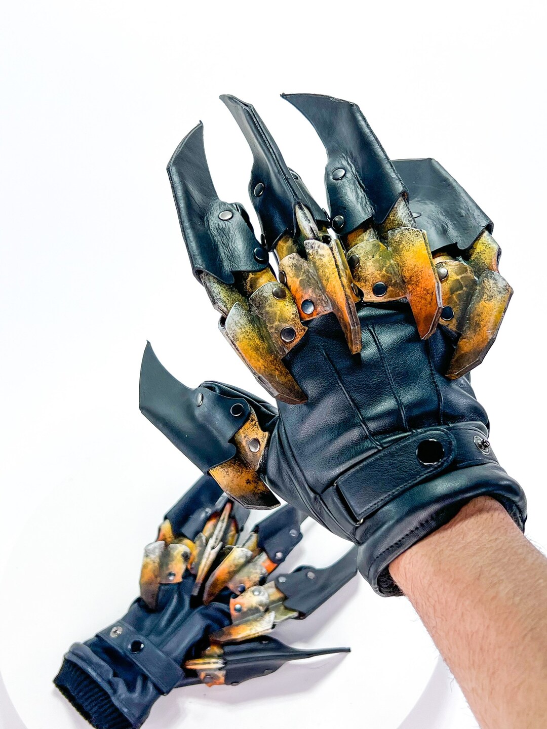 One Set of Two Handcrafted Genuine Leather Gloves With Claws - Etsy