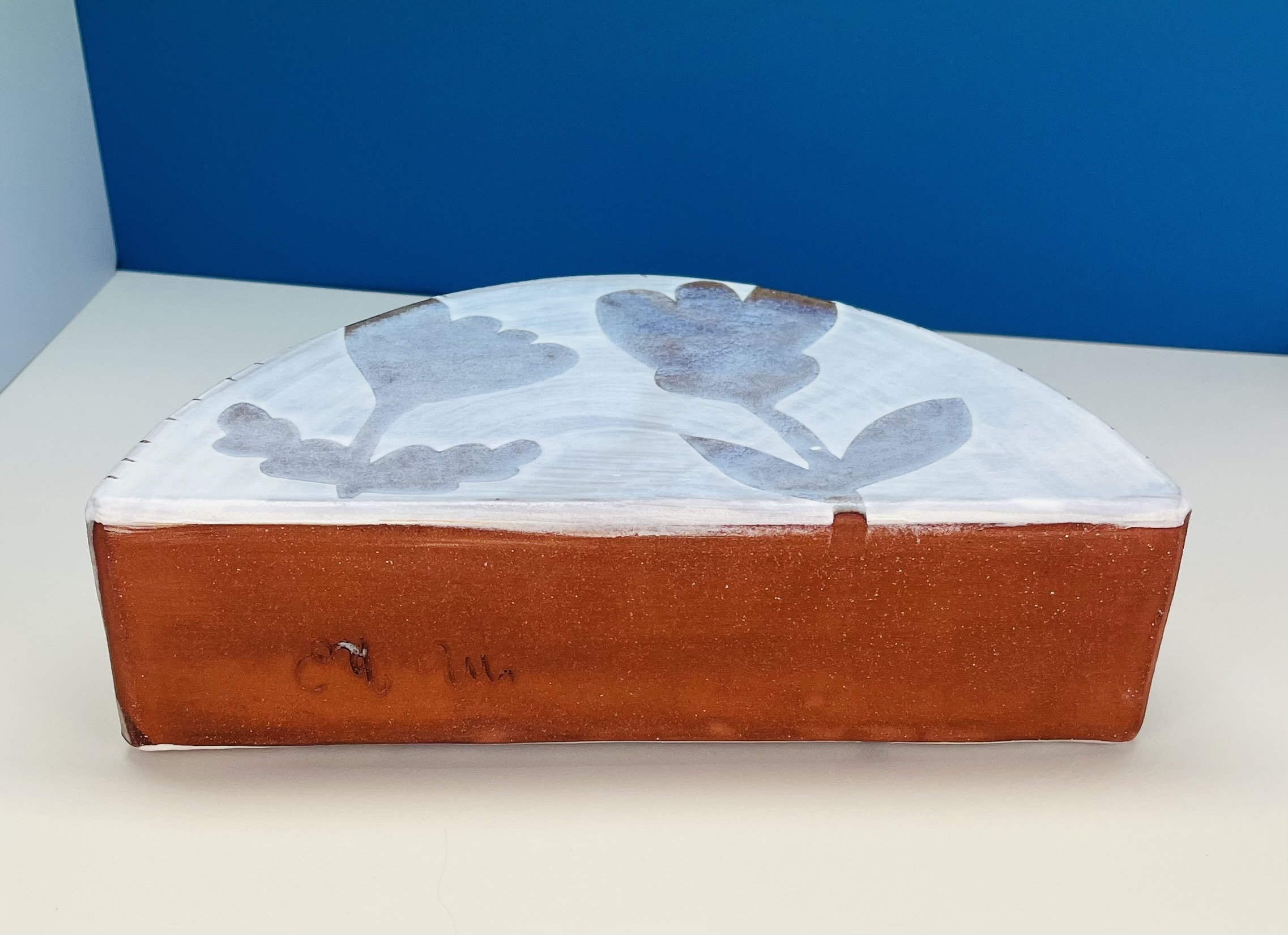 Flower Vase, Brick Red and White Flower Brick With Prairie Flower ...