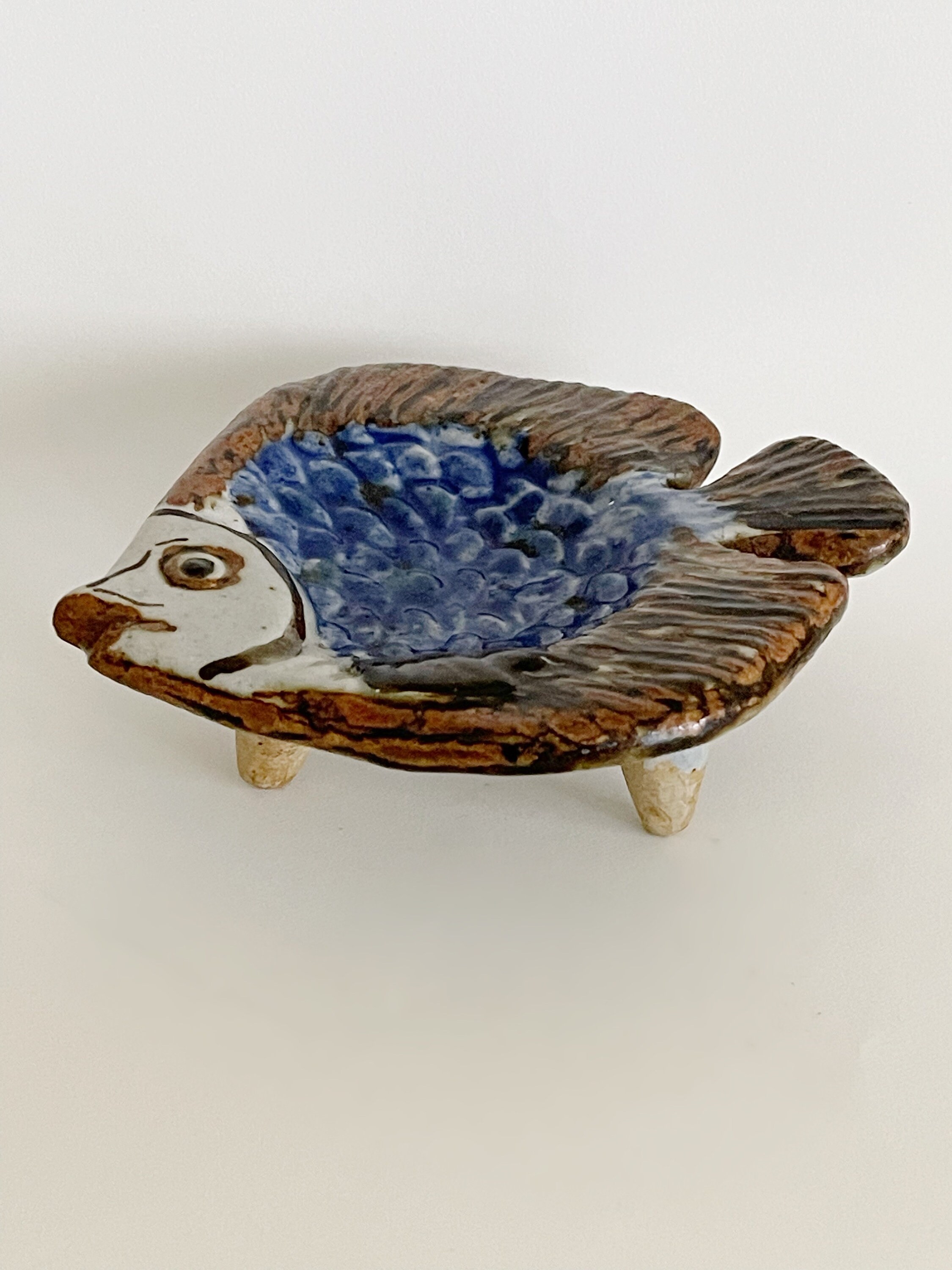 Vintage Signed Studio Art Pottery Fish Dish, Trinket Dish on 3 Legs - Etsy