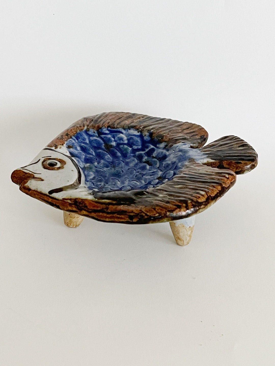 Vintage Signed Studio Art Pottery Fish Dish, Trinket Dish on 3 Legs - Etsy