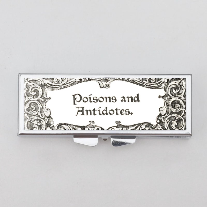 Pill Box 7 Day Gothic - Etsy