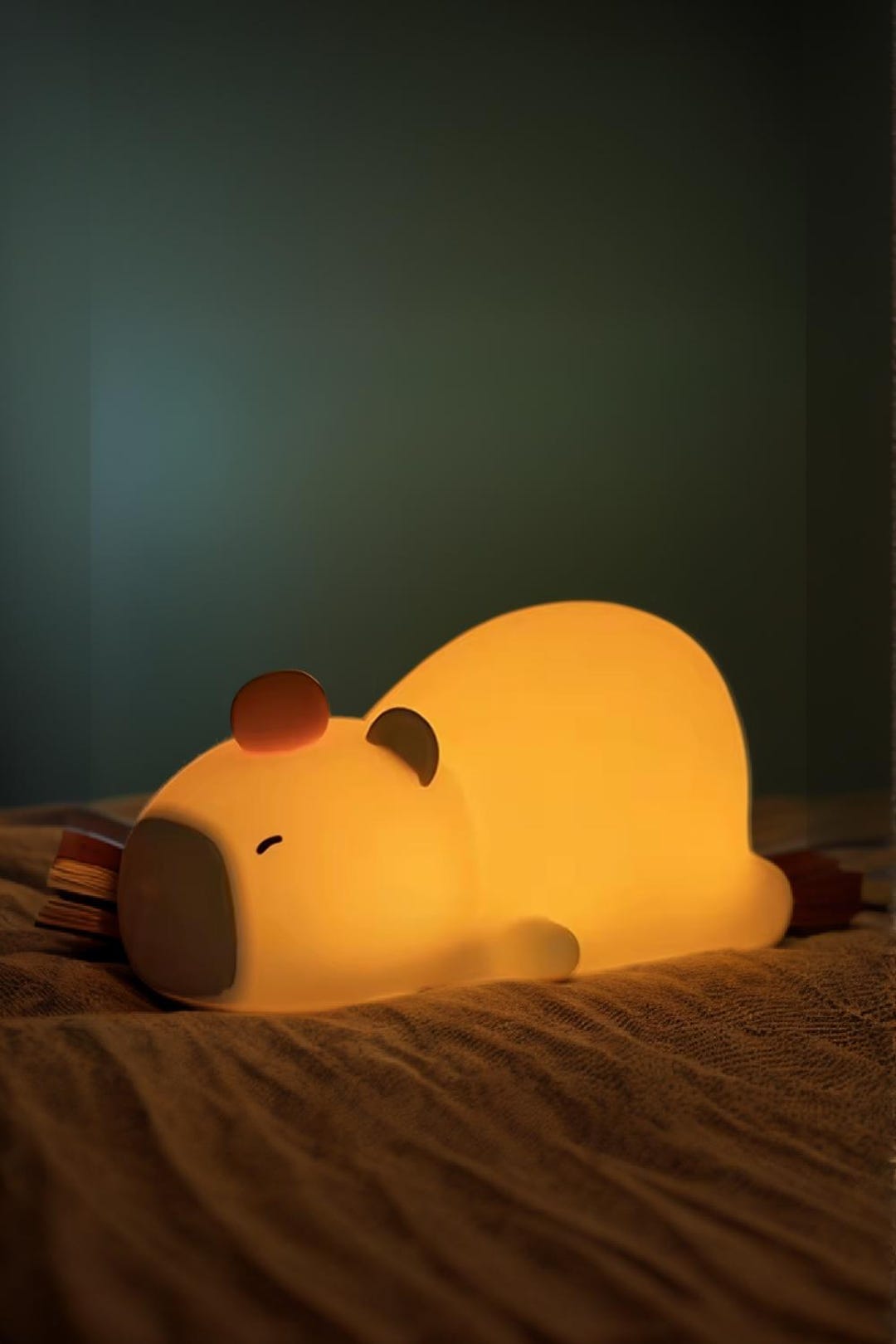 Capybara Lamp Kawaii – Soft LED Night Light | Cozy Bedside Table Lamp ...