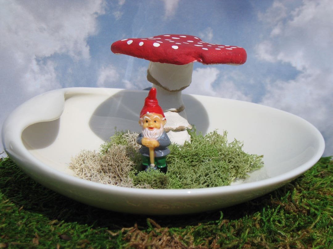 Setas De Papel Vintage hechas a mano en un Saucer con un - Etsy España