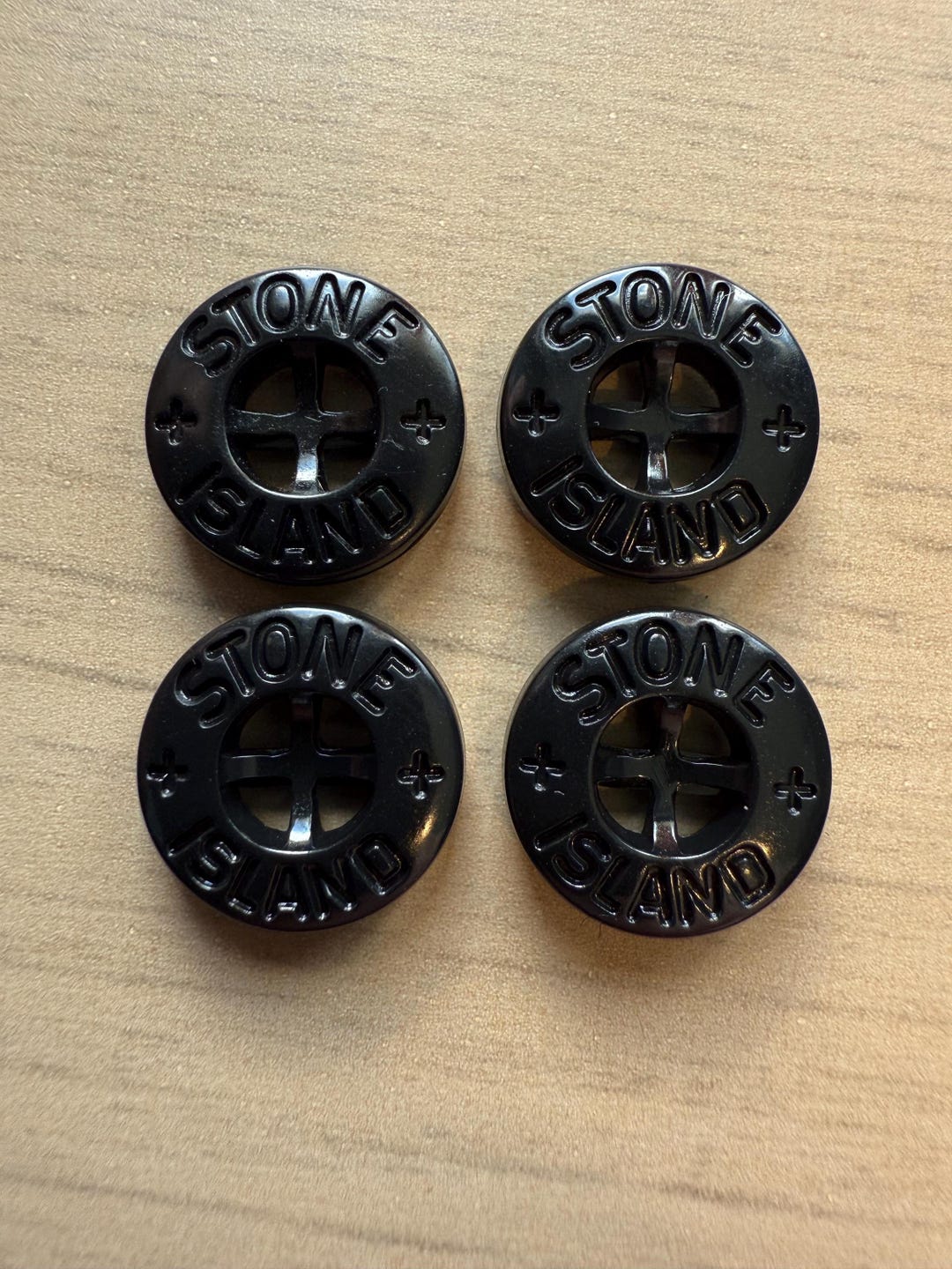 4 X Stone Island Replacement Buttons - 14mm for Jacket/jumper ...