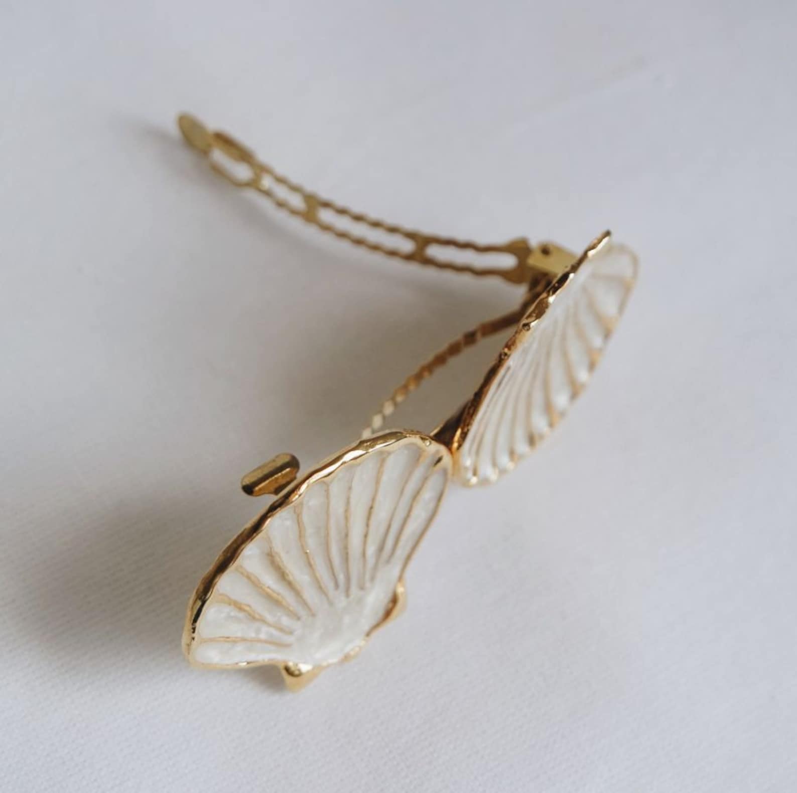 Seashell Hair Clip, Oyster Shell Hair Clip, Free Shipping, Gift for Her ...