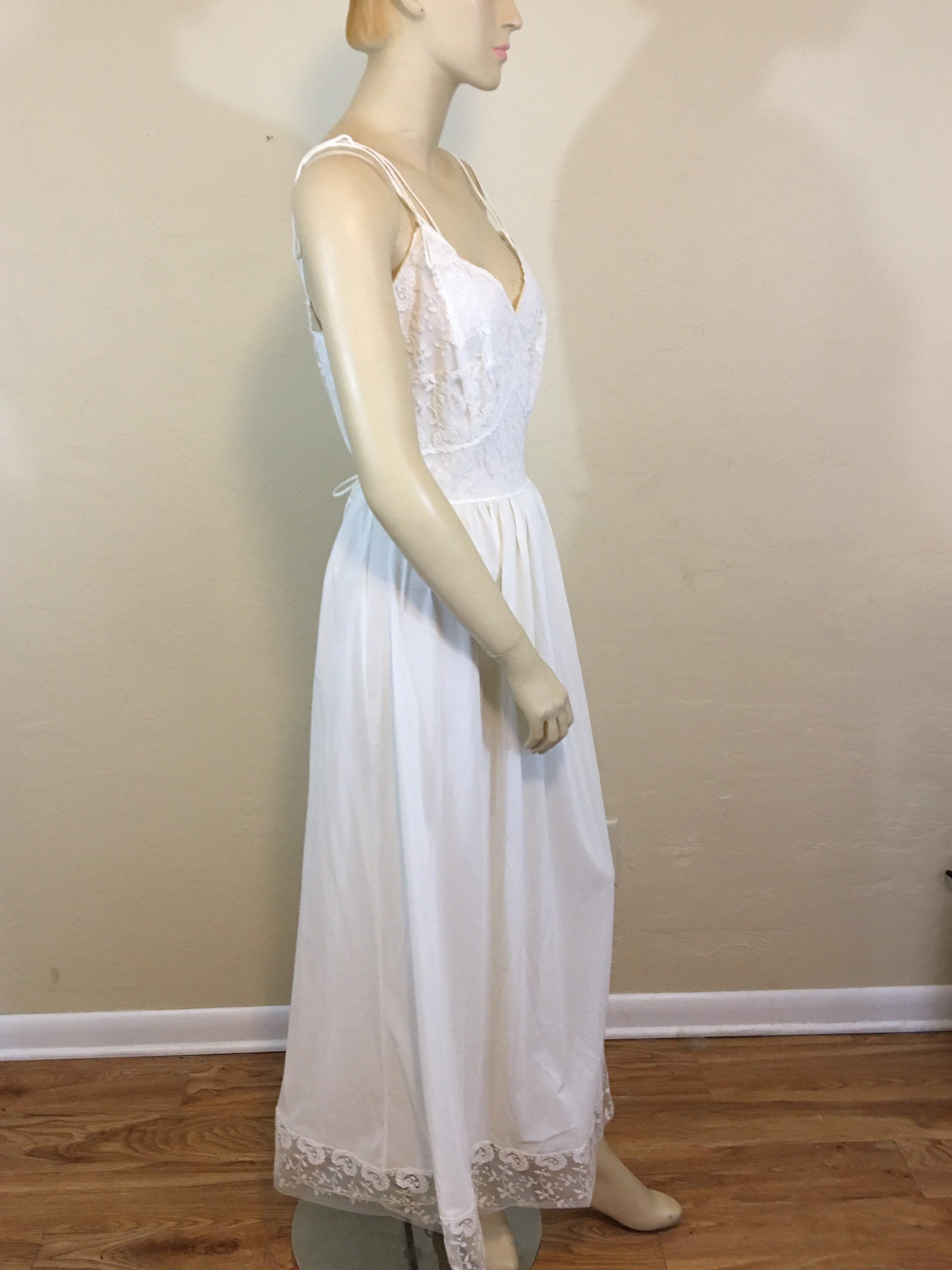 1950's Vintage Negligee White Nylon with Lace and// Pinup | Etsy