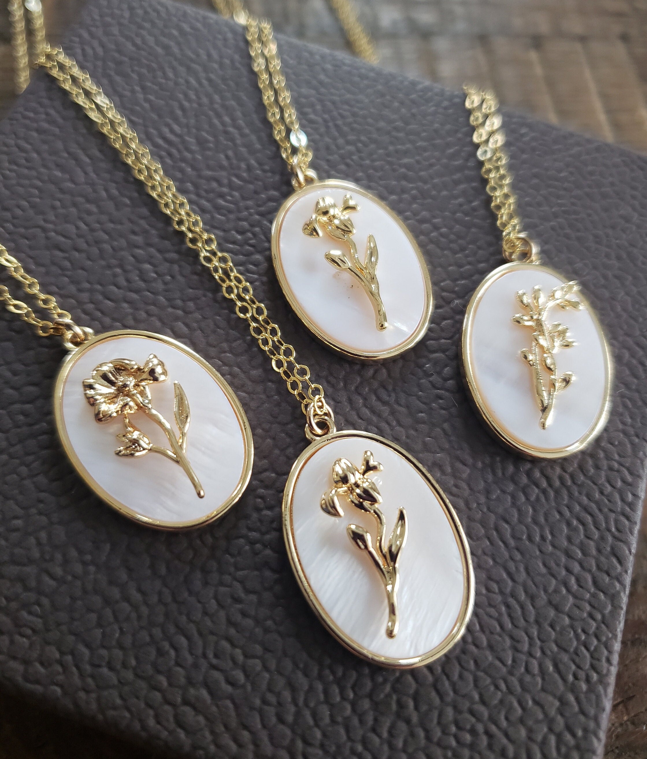Mother of Pearl Birth Flower Necklace 18k Gf Chain Birthday Gift for ...