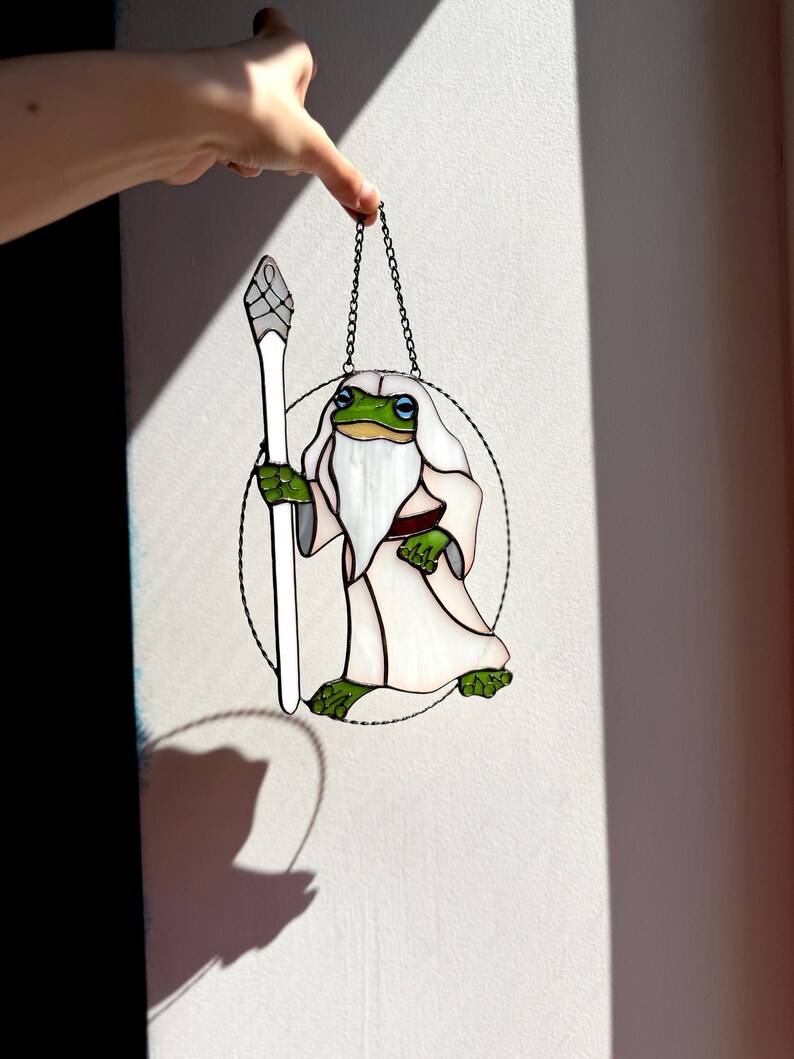 Stained Glass Frog Wizard Suncatcher, Wizard Toad Window Hanging ...