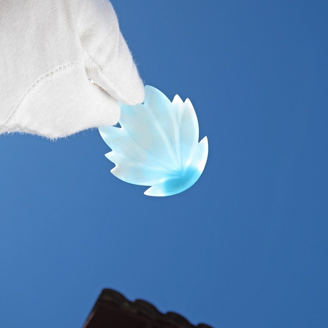 Unique Lotus Flower Pendant, Atlantis Serenity Carved Crystal Yoga ...