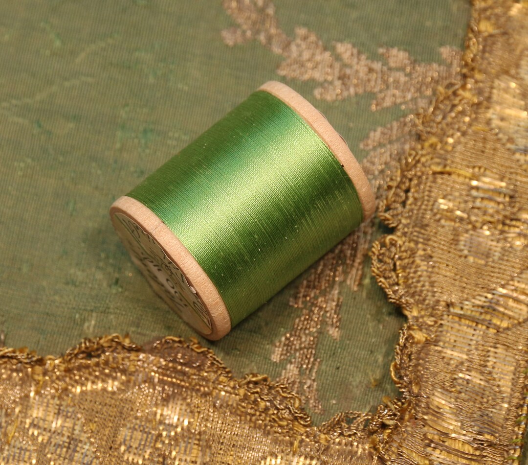 Vintage Pure Silk Thread 716 Soft Green Unused Spool Wooden New Old ...