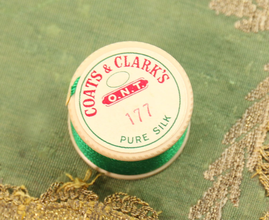 1 Vintage Pure Silk Buttonhole Twist Shade 177 Thread Spool | Etsy