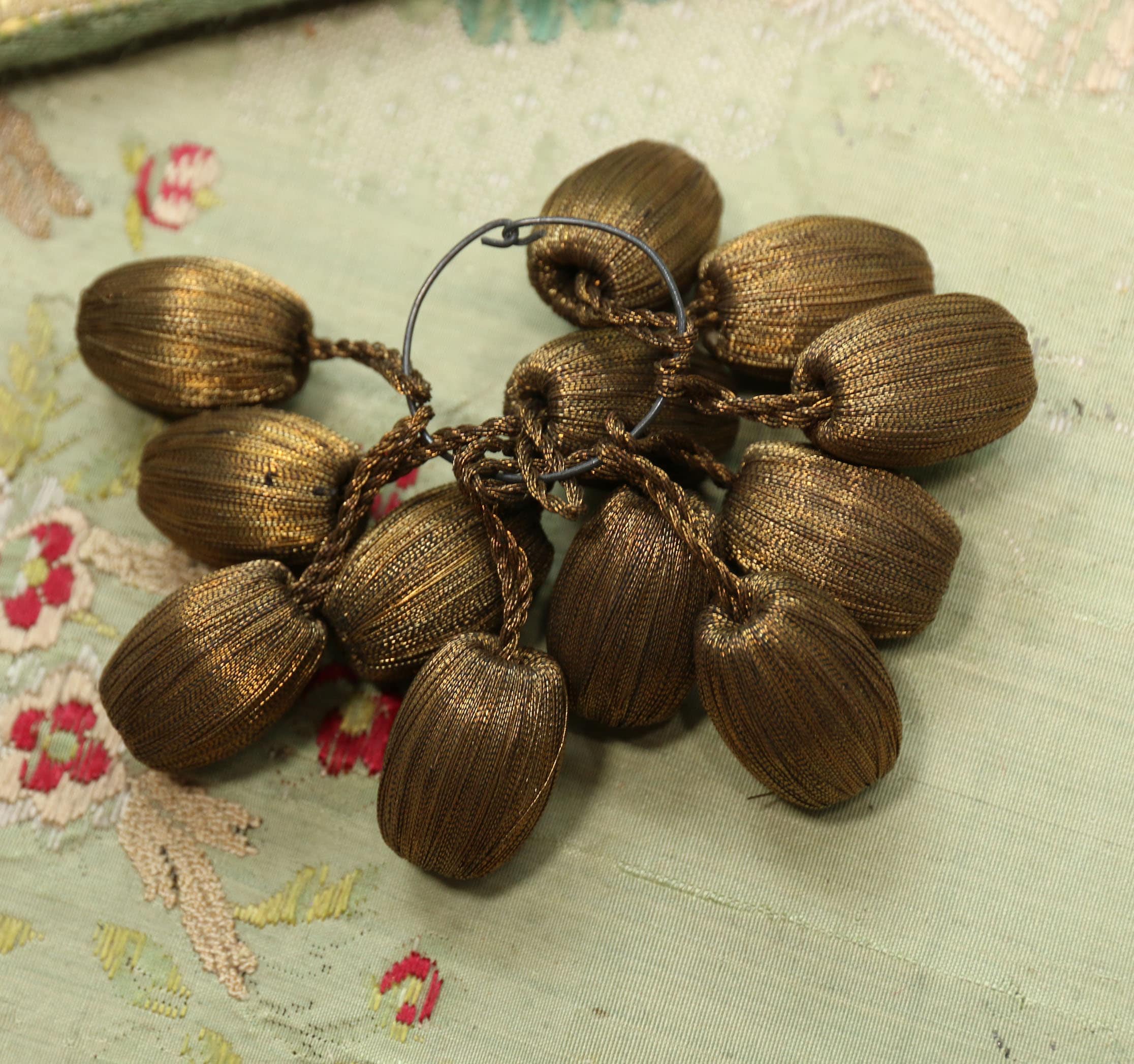 Antique Lot of 12 Fabulous Round 7/8" Shape Metal Bobble Trim Gold ...