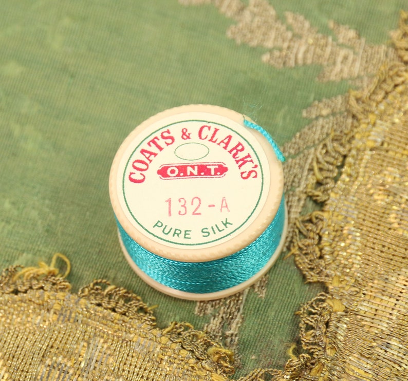 1 Vintage Pure Silk Buttonhole 132 a Twist Thread Spool Deep | Etsy