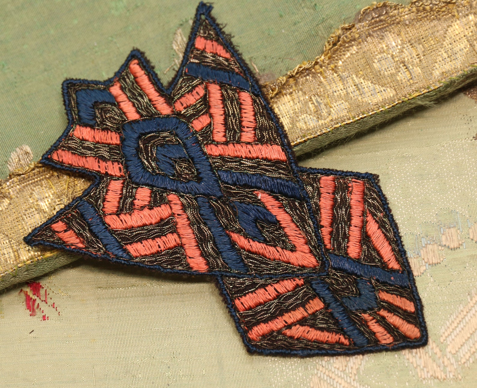 Lovely 1920s Antique Applique Embroidered Metal and Rayon Trim - Etsy
