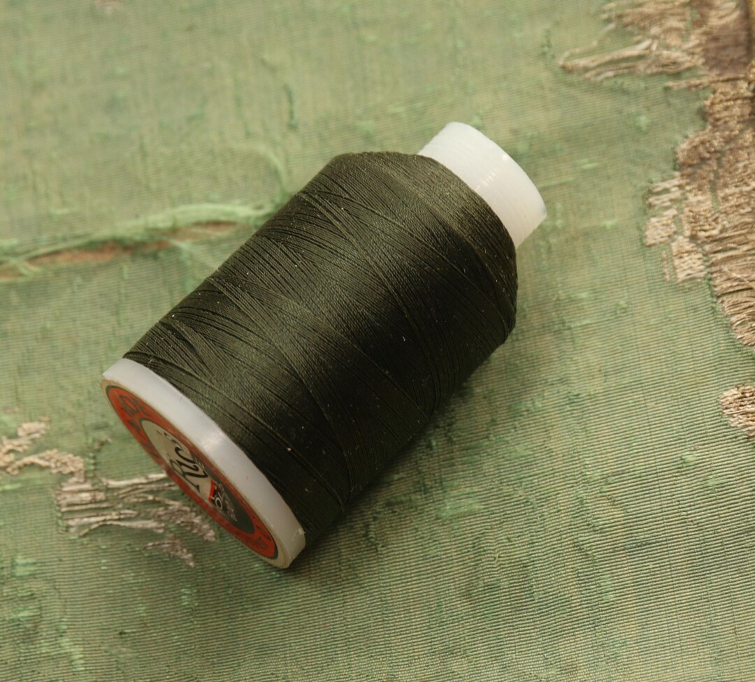 Vintage Jumbo Spool Silamide Beading Sewing Thread Darkest Green 600 ...