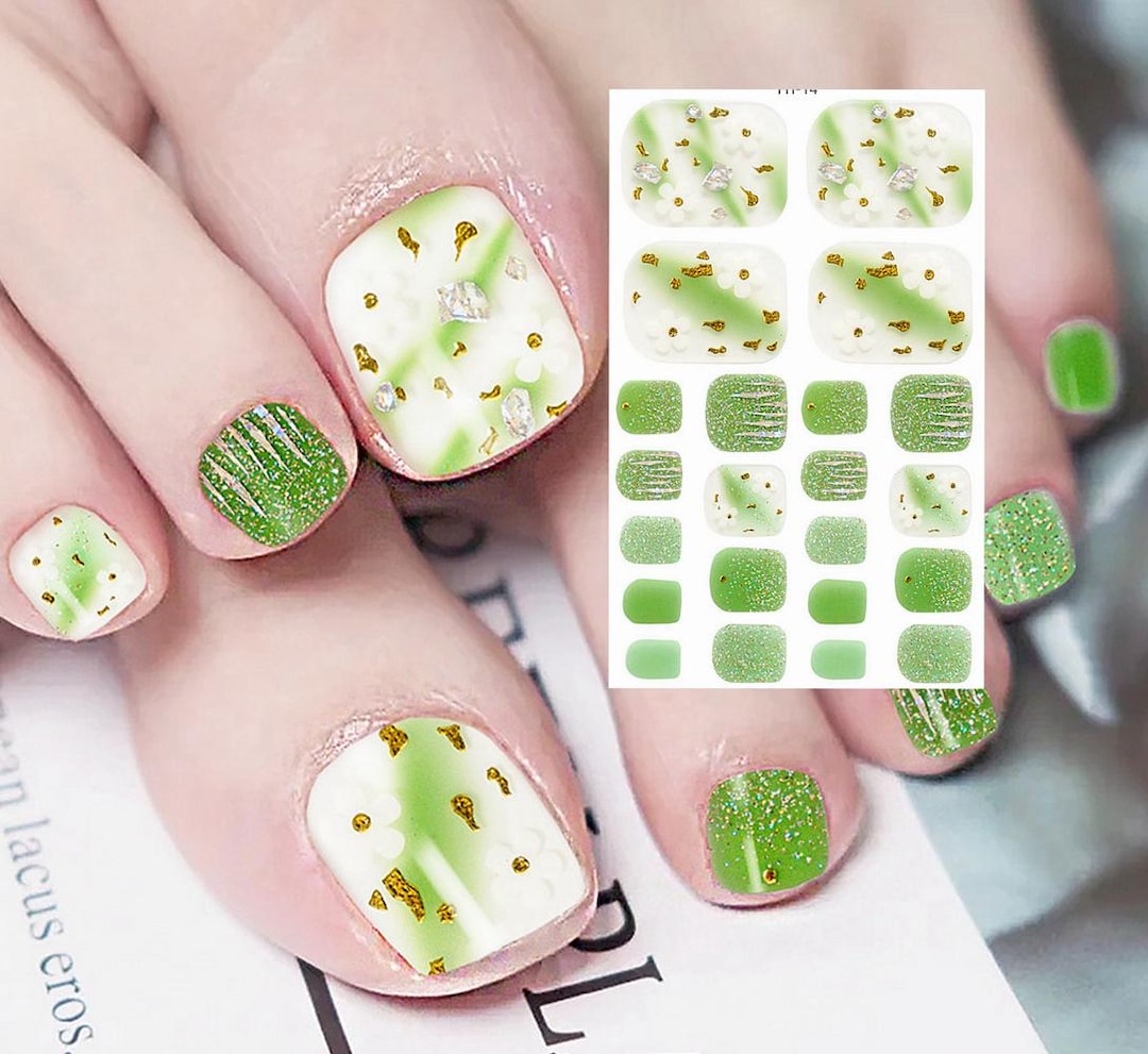 Green Toenail Gold Foil Line Toe Nail Art Wrap Sticker Swirl Ripple ...