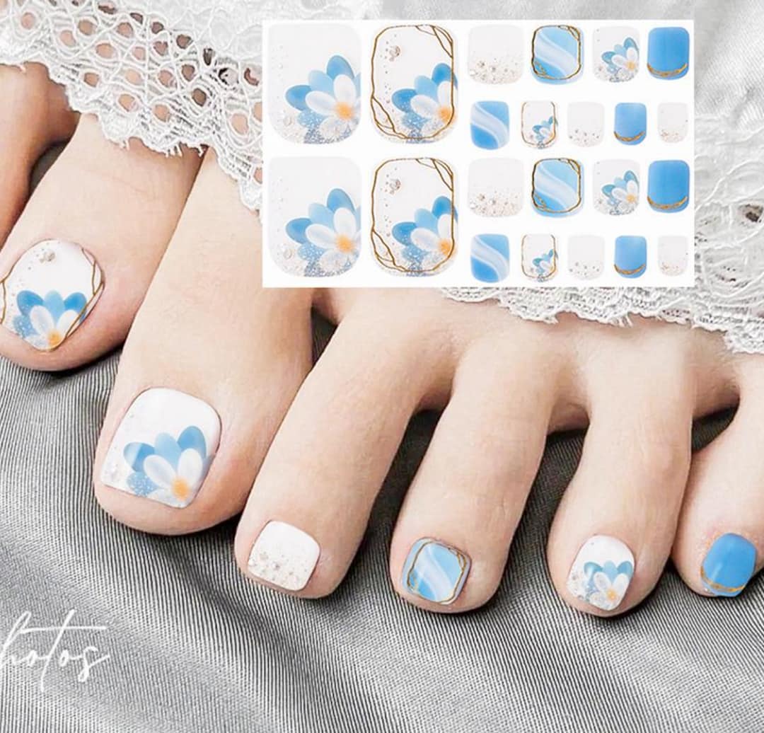Daisy Flower Toenail White Blue Toe Nail Art Wrap Sticker Silver Foil ...